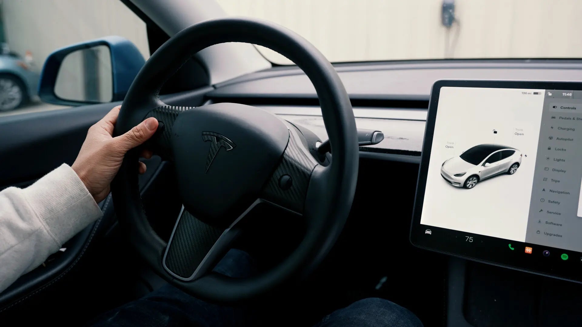 How to Set Up Cruise Control in Your Tesla Model Y: A Simple Guide