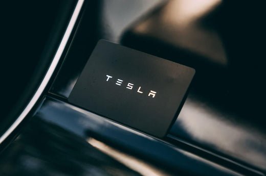 How to Unlock Tesla Model 3 with Card？