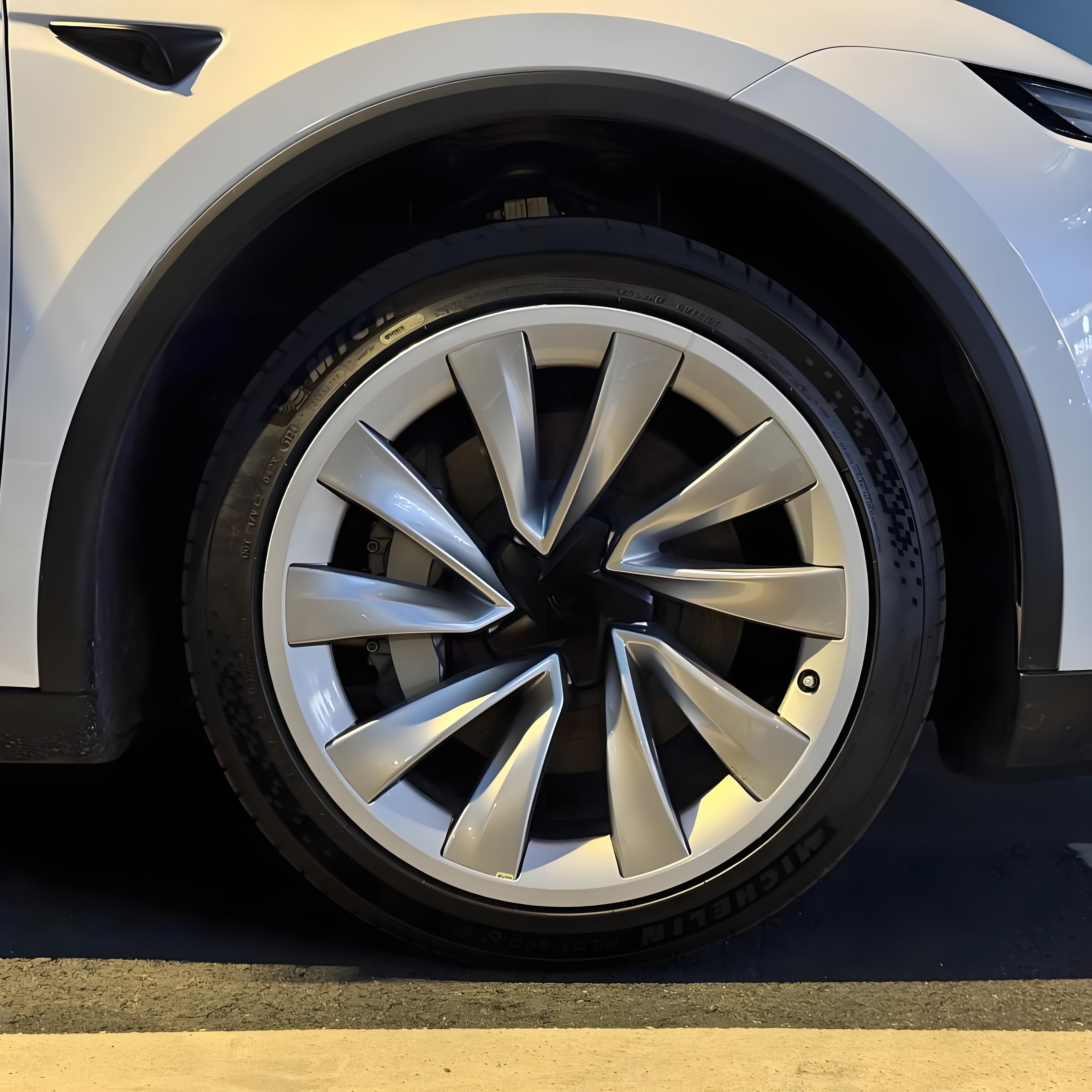 Tesla Model Y Juniper 20" Wheel Rim Protectors (4pcs) | Curb Rash Guard ...