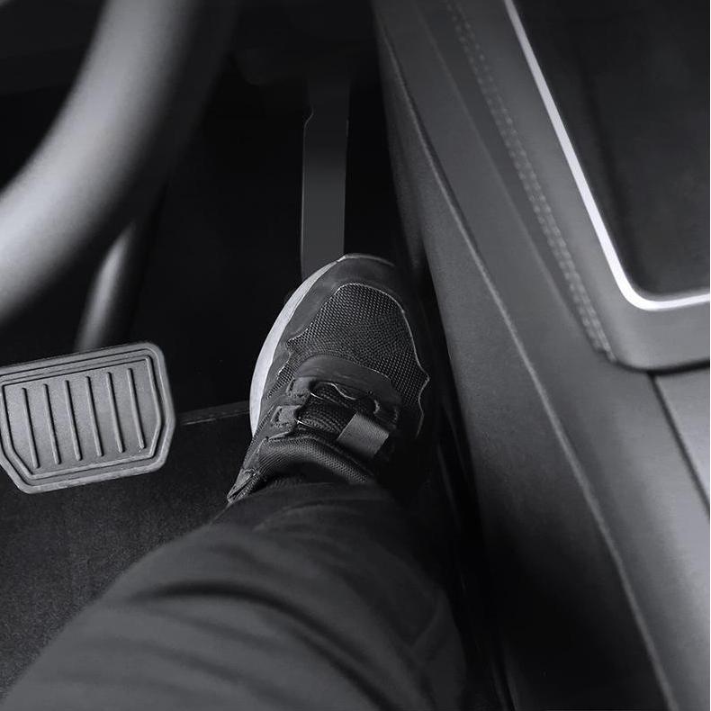 Tesla Model Y Juniper Center Console Side Anti-Kick Mats