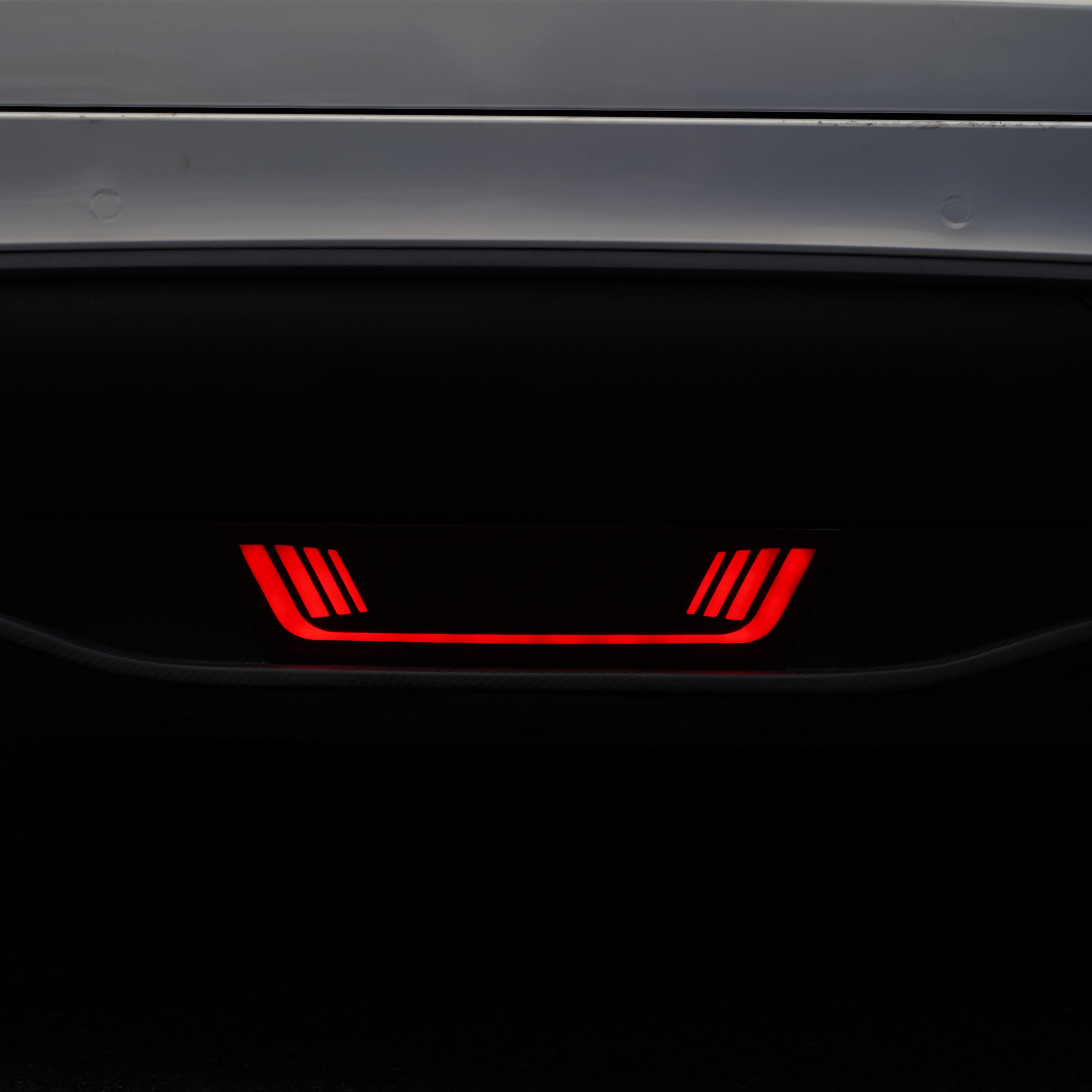 Tesla Model Y Pilot Light