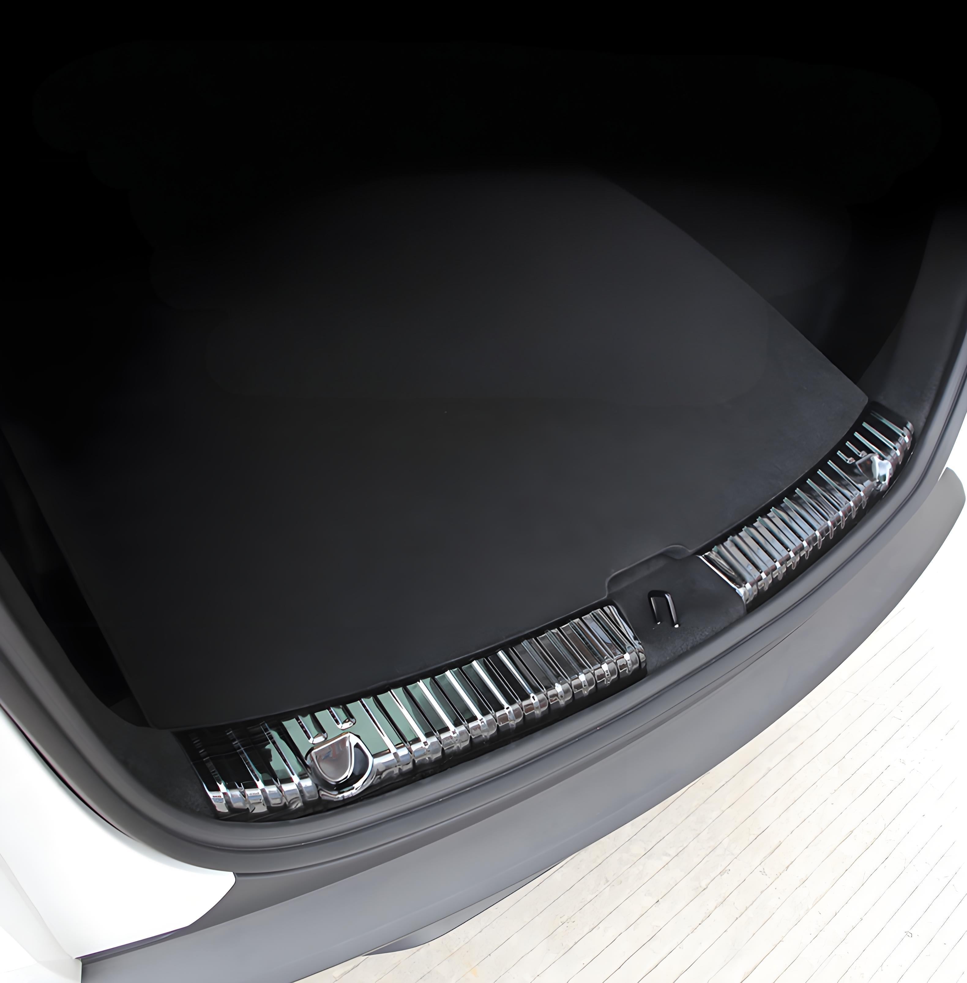Tesla Model Y Juniper Rear Bumper Protector
