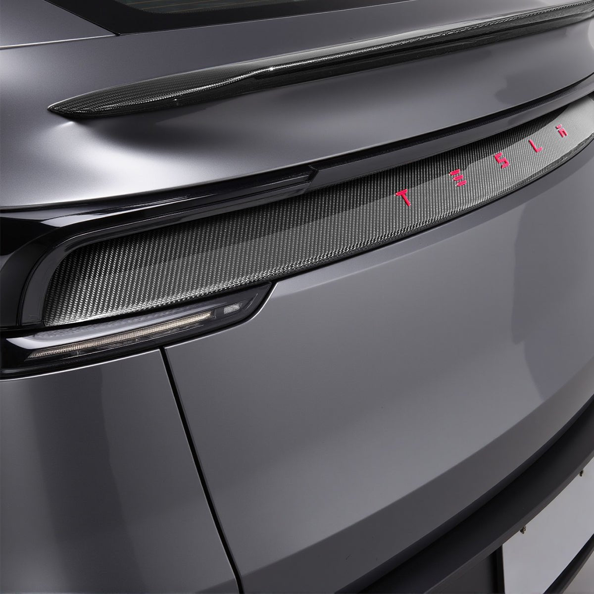 Tesla Model Y Juniper Carbon Fiber Trunk Tailgate Applique | TESERY